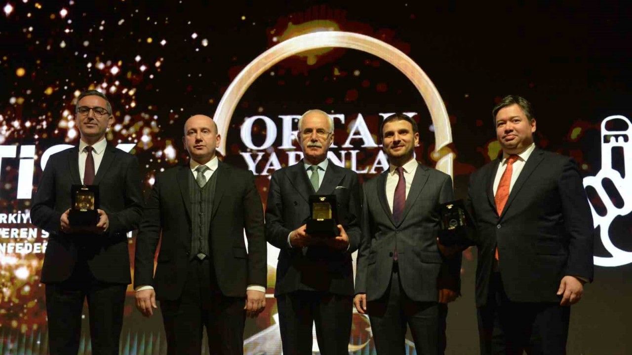 ATO’nun mobil uygulaması ATONET’e bir ödül daha - Hürsöz Gazetesi