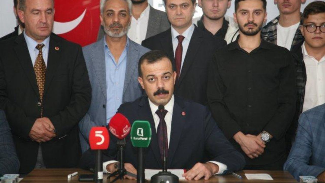Saadet Partisi Bursa'da büyükşehir belediye başkan adayını açıkladı ... Saadet Partisi Bursa'da büyükşehir belediye başkan adayını açıkladı ...