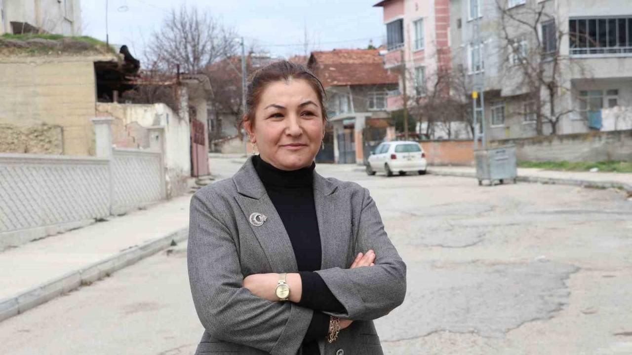 Havza’nın ilk ve tek kadın muhtarı kadınlara örnek oldu - Hürsöz Gazetesi Havza’nın ilk ve tek kadın muhtarı kadınlara örnek oldu - Hürsöz Gazetesi
