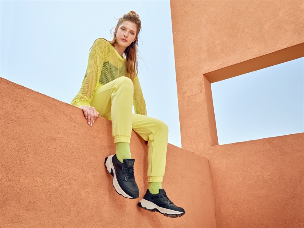 FLO'dan sneaker koleksiyonu - Hürsöz Gazetesi