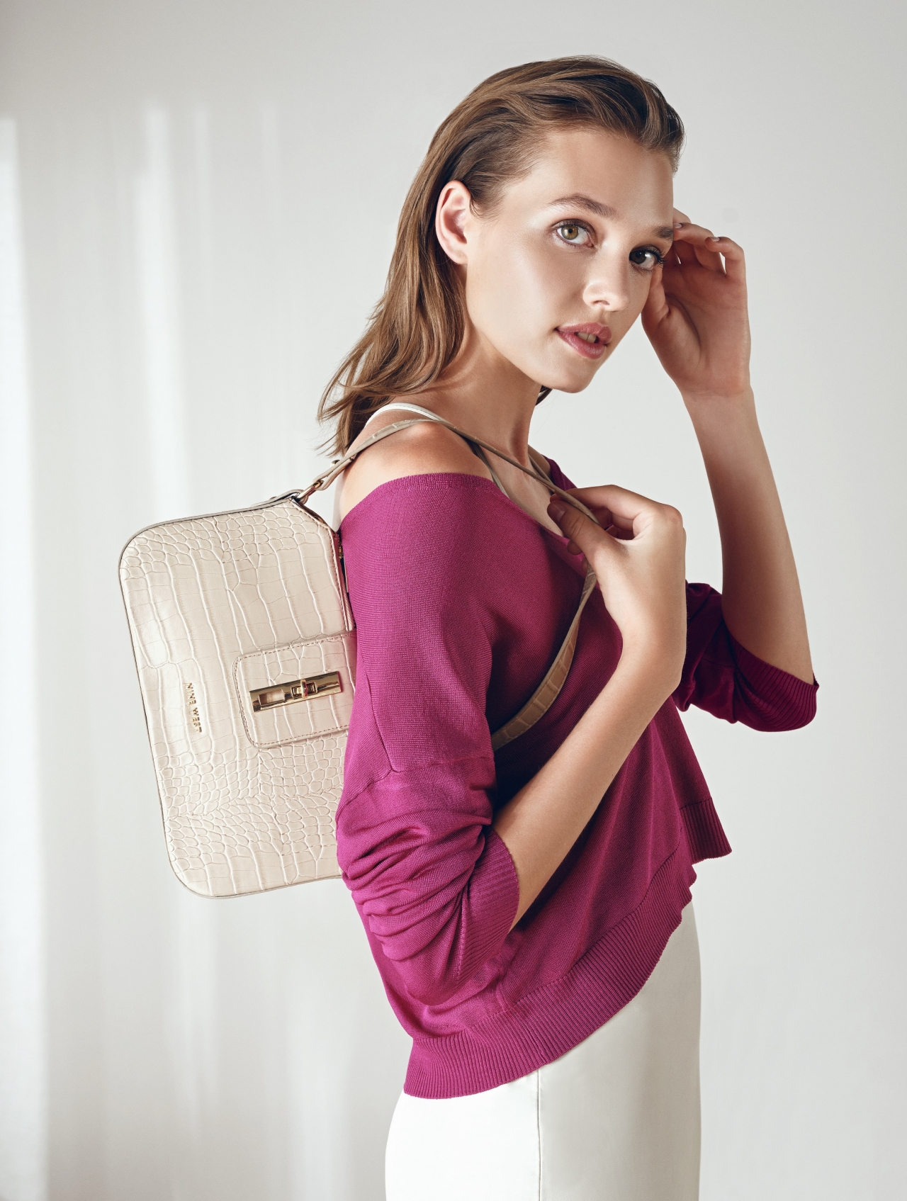 FLO'dan çanta koleksiyonu - Hürsöz Gazetesi