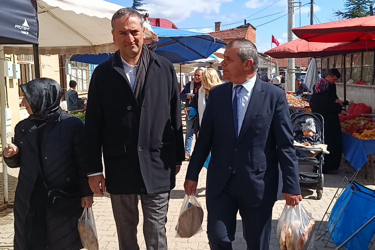 DEVA Genel Başkan Yardımcısı Pazaryeri'nde - Hürsöz Gazetesi ... DEVA Genel Başkan Yardımcısı Pazaryeri'nde - Hürsöz Gazetesi ...